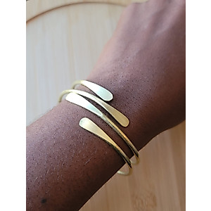 Bead It Wear It Love It 2 Raw Brass Cuff Bracelets Set, African Brass Bangles For Women, Hammered Ends Stacking Bracelets, Boho Tribal Cultural Jewelry (Set Of 2)