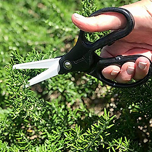 Kyocera Ceramic Scissors, Overall length 7.2" with 2.7" Long Blades, Black Handle With White Blades