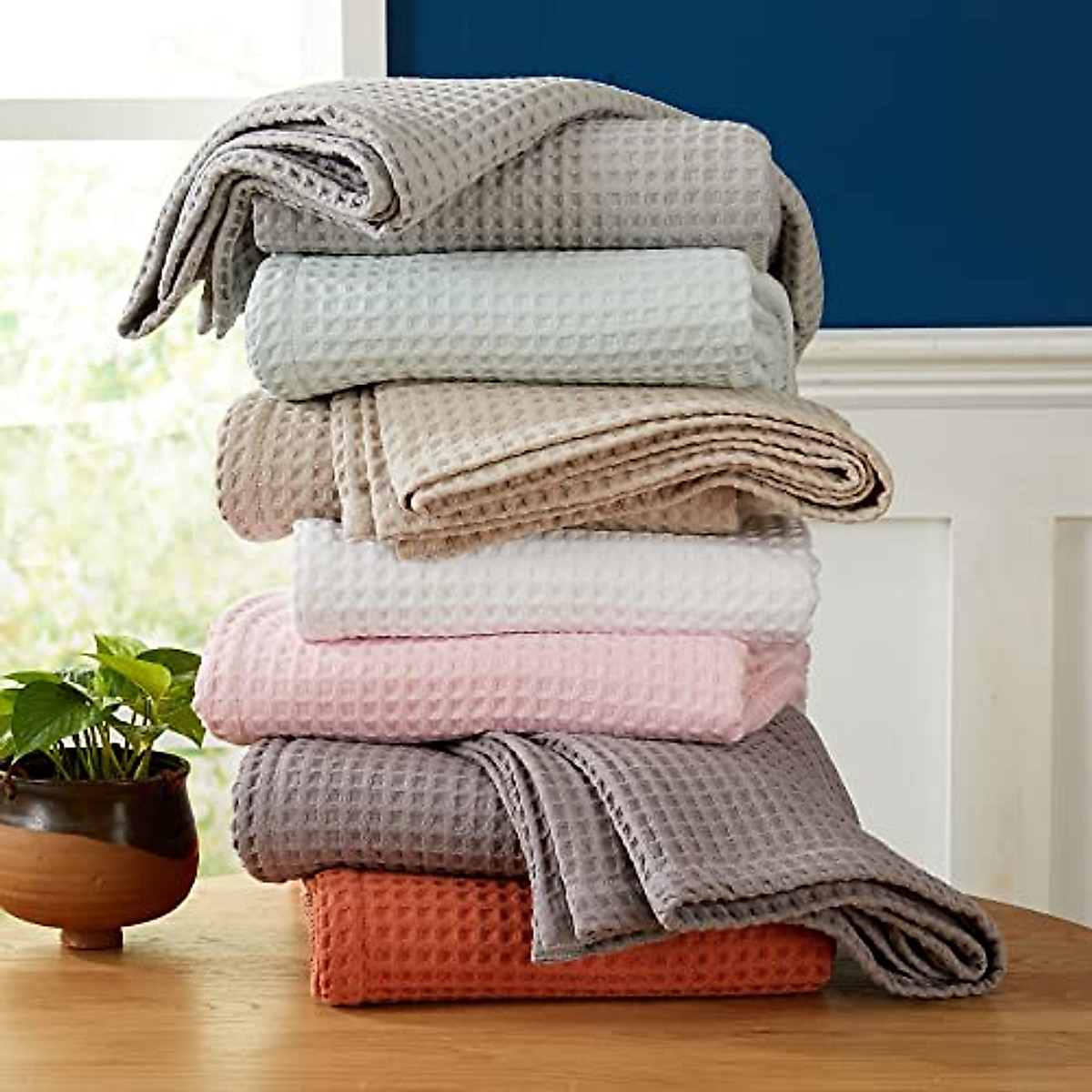 100% Cotton Waffle Weave Bed Blanket | Soft, Breathable, and Lightweight Blanket for All-Season | Perfect for Layering | Brielle Collection (Full/Queen, Light Grey)