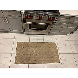 Handwoven Jute Mat (24" W X 36" L, Natural)