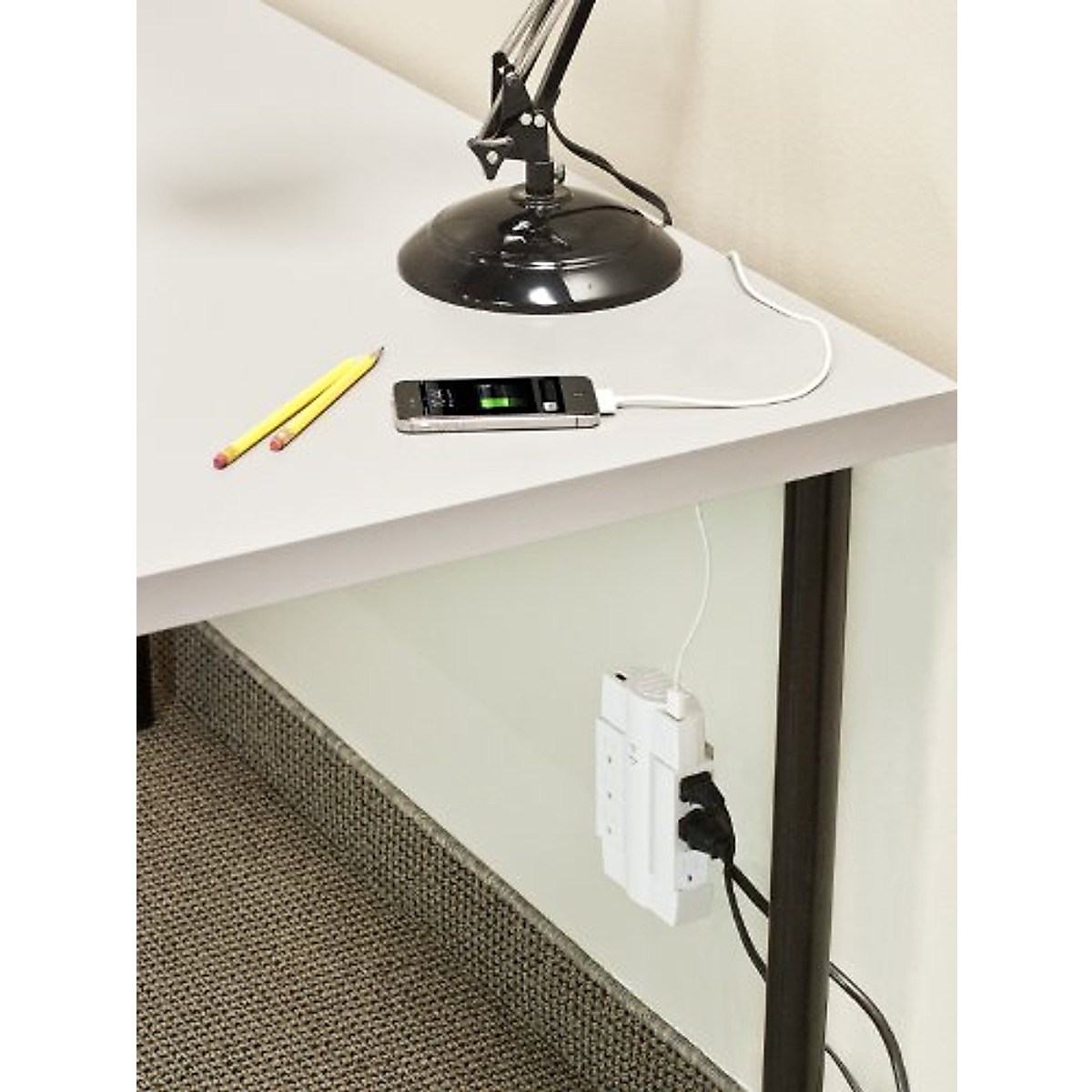 Globe Electric 7791301 6-Outlet Swivel Space Saving 2 USB Port Surge Protector Wall Tap, Android, iPad, iPhone, iPod Compatible, 2100 Joules, 2.1 AMP Charge, White, Multi Plug Outlet, Power Outlet