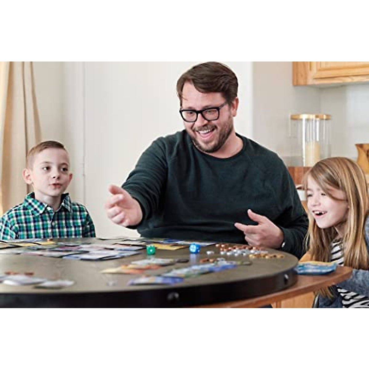 Machi Koro Board Game The Ultimate City-Building Game! Fast-Paced Dice Rolling Strategy Game for Kids and Adults, Ages 8+, 2-4 Players, 30 Minute Playtime, Made by Pandasaurus Games