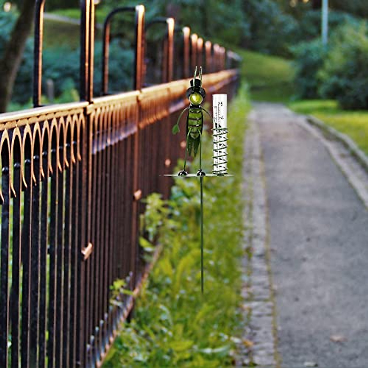 SaphiRose Rain Gauge Stake for Yard Garden Stakes Decor Outdoor Metal Locust Figurine with Plastic Tube - 5.31" W x 6.1" D x 40" H