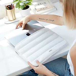 Vandel - The Original Puffy Laptop Sleeve 13-14 Inch Laptop Sleeve. White Laptop Sleeve for Women. Carrying Case Laptop Cover MacBook Pro 14 Inch Sleeve, Macbook Air Sleeve 13 Inch, iPad Pro 12.9