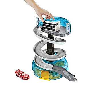 Disney Pixar Cars 3 Florida Speedway Spiral Playset