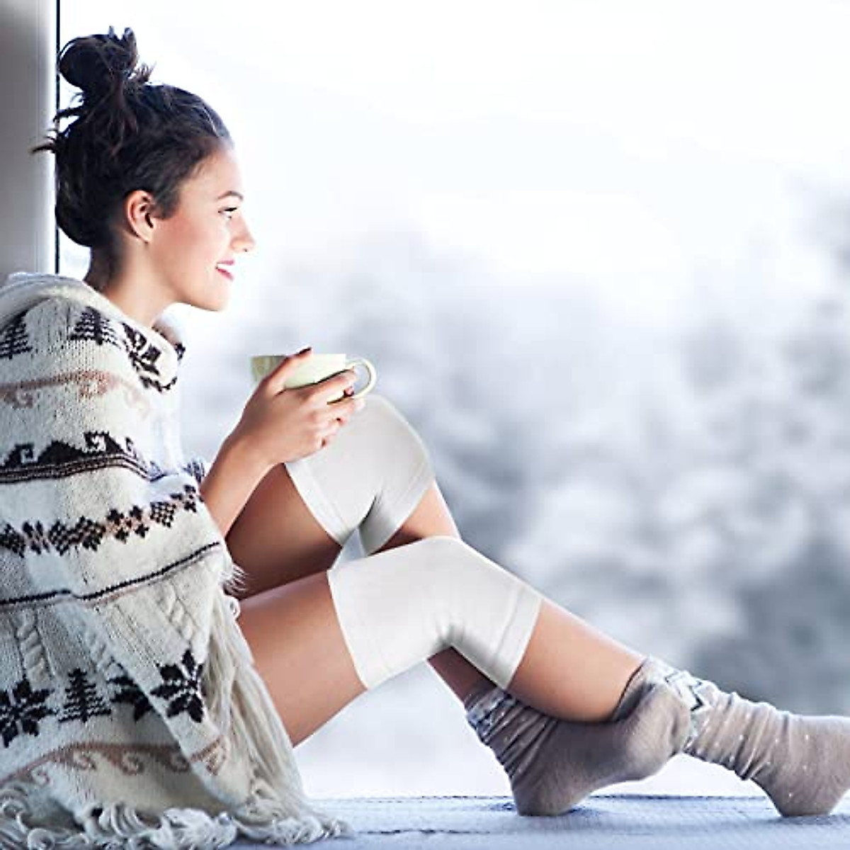 Geyoga 4 Pairs Knee Warmers for Women Men Knee Braces Liner Sleeve Supports Knee Compression Sleeve Winter Cycling Ski Running (White, Black, Nude Color, Gray, Medium)