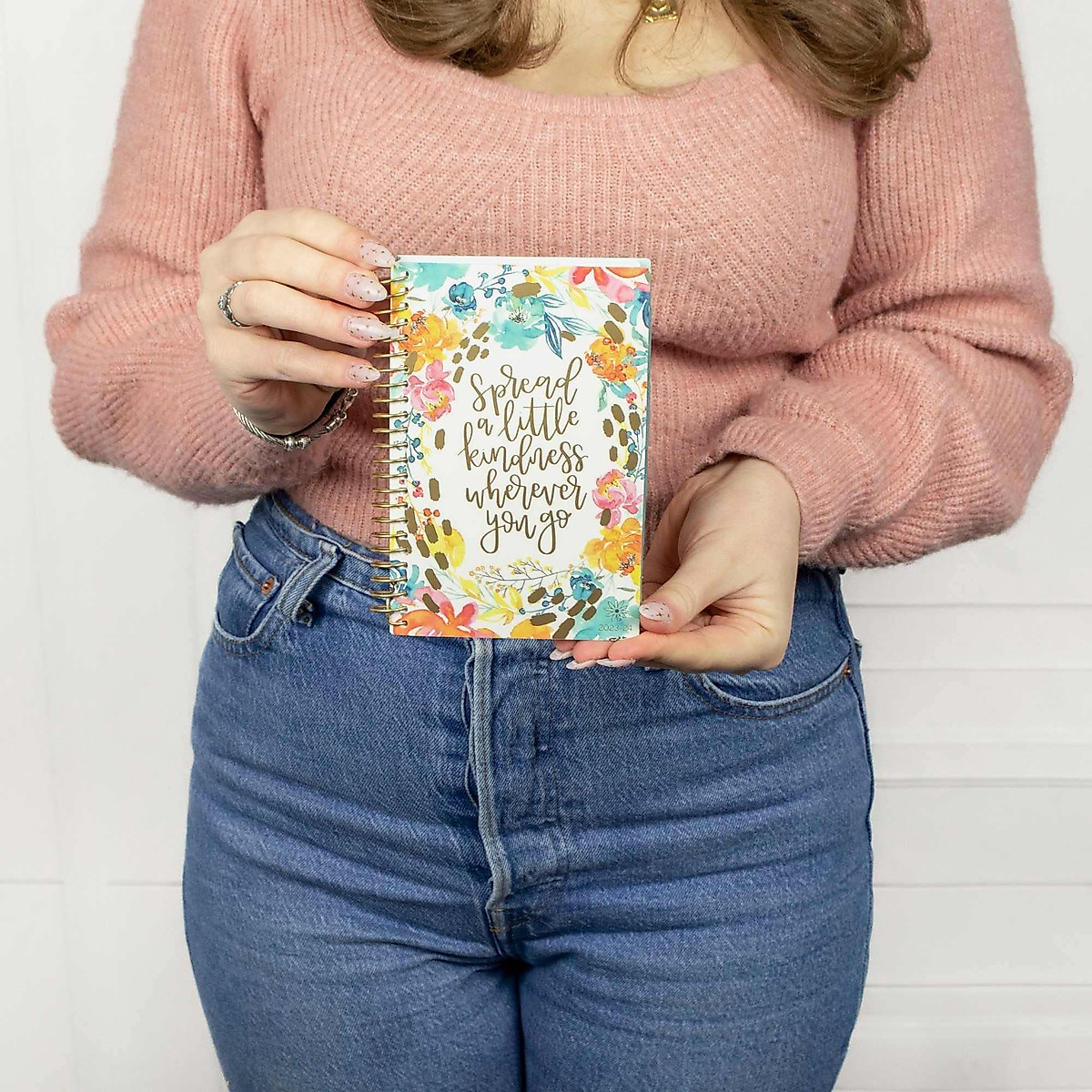 bloom daily planners 2023-2024 Pocket Planner - 4” x 6” - (July 2023 - July 2024) - MINI Weekly/Monthly Agenda Organizer & Calendar Book - Spread Kindness