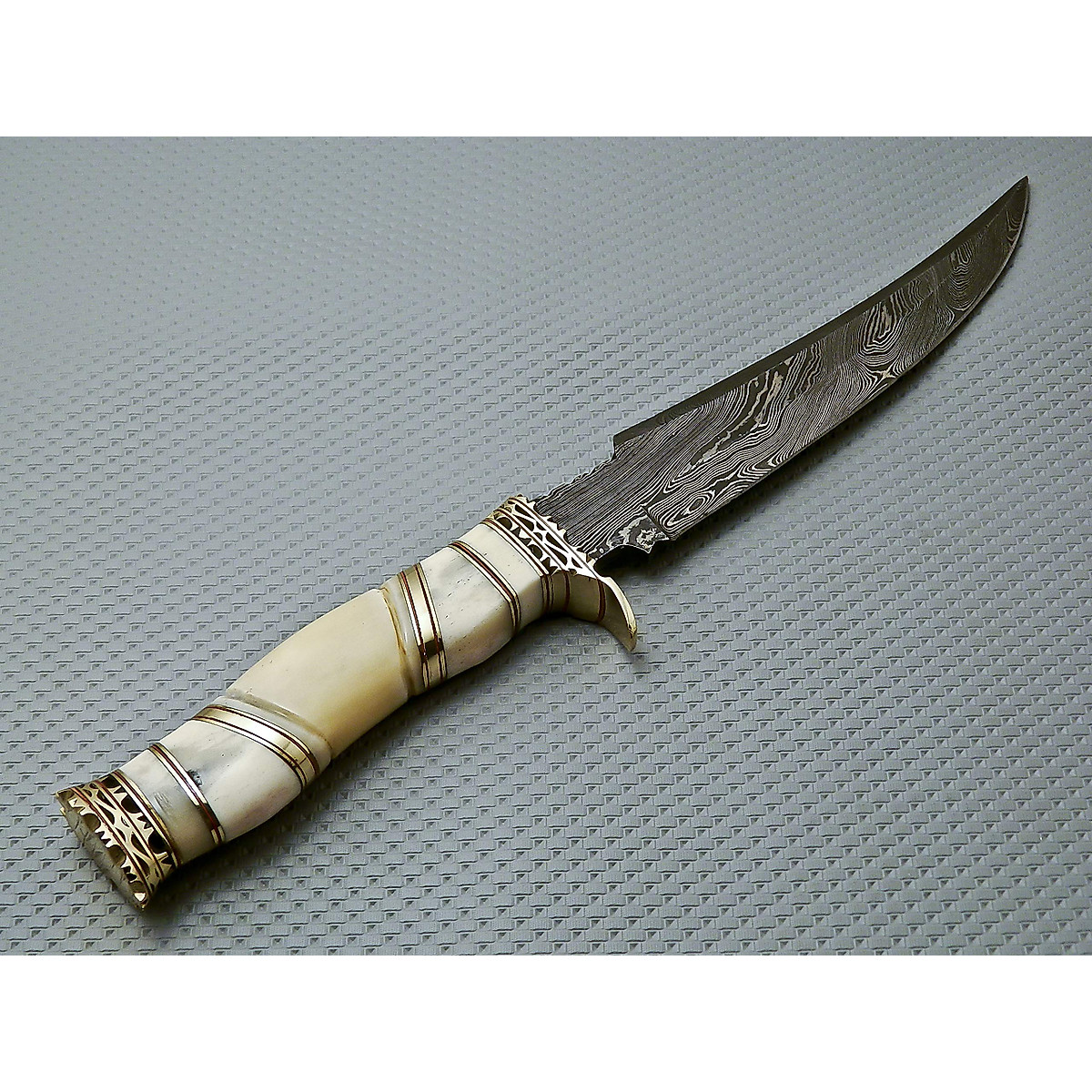 Skokie Knives Custom Hand Made Damascus Steel Hunting Fixed Blade Knife Handle Camel Bone