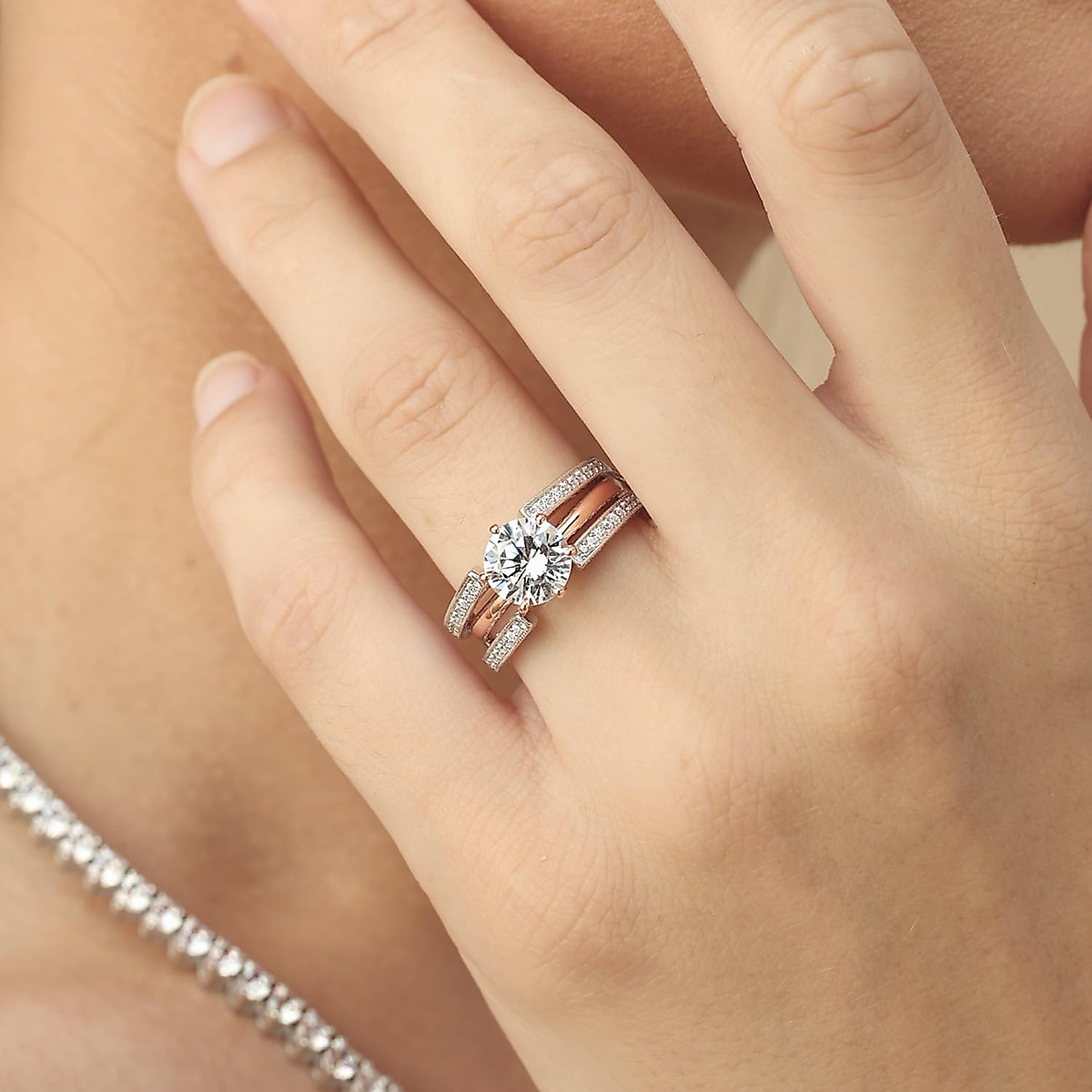 SAVEARTH DIAMONDS Round Lab Created Moissanite Diamond Cathedral Enhancer Guard Ring for Women 14K White Gold Plated 925 Sterling Silver (0.20 Cttw) Size -7