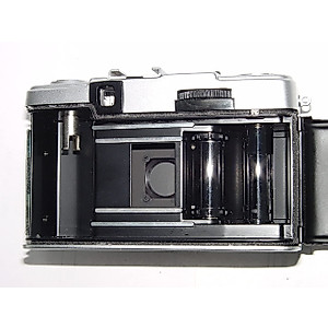 Olympus Pen EE-3 Half Frame 35mm Camera With 28mm F/3.5 Lens