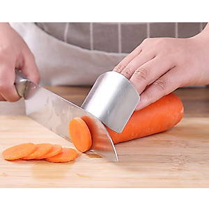 NAMERDA Finger Guards For Cutting, 2PCS Kitchen Tool Stainless Steel Finger Guard Finger Protector, Avoid Hurting When Slicing and Dicing Kitchen Safe Chop Cut Tool