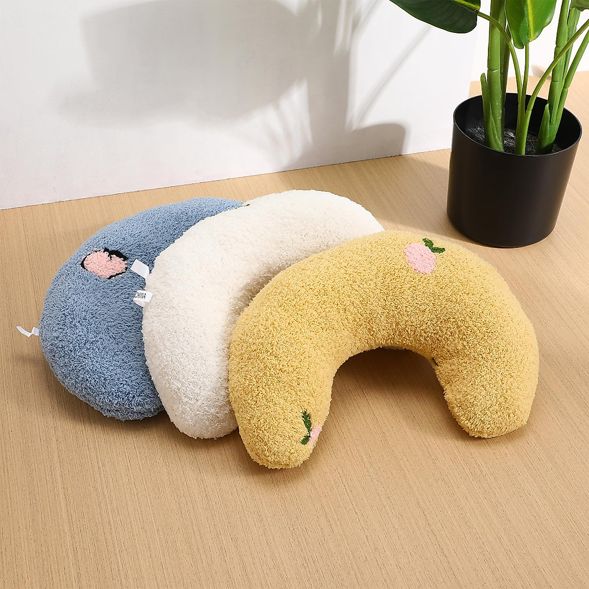 Balacoo 3 Pcs Pillow for Cats, Fluffy Cat Neck Pillow, Comfy Dog Pillows, Adjustable Cozy Cat Calming Soft Pillows Cute Dog Pillows for Indoor Cats Sleeping Improve