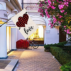 Valentines Day Love Garden Flag Vertical Double Sided Burlap Yard Flags Signs for Valentine’s Day Spring Summer Fall Yard Outdoor Farmhouse Decoration Small