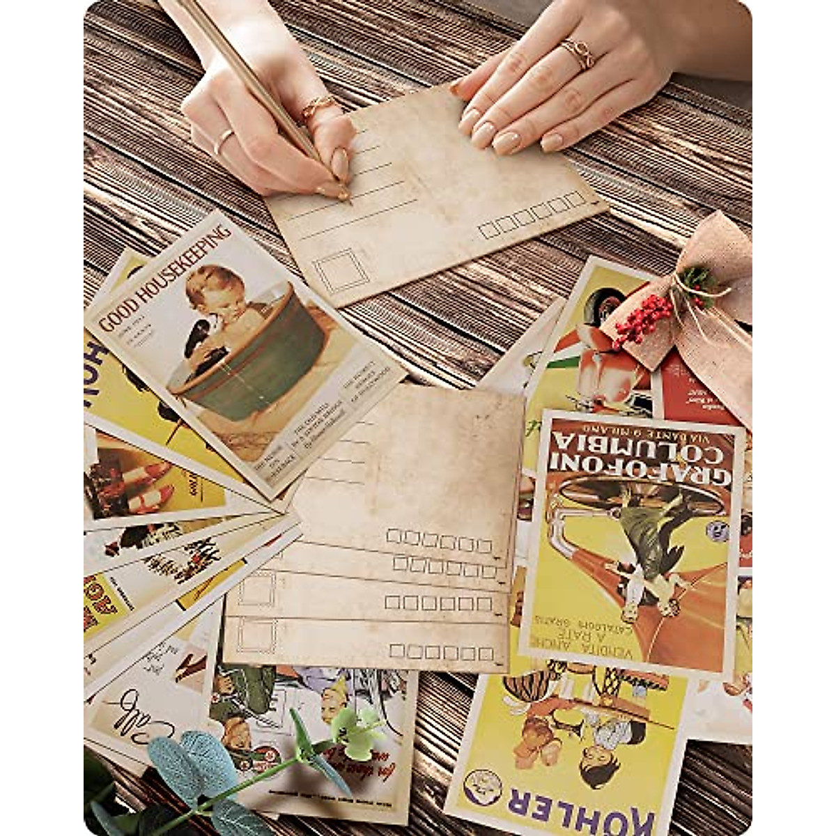 Nenbic 32 PCS 1 Set Vintage Retro Postcards Poster Old Retro Greeting Cards Postcard Souvenir Gifts for Worth Collecting
