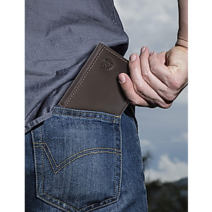 Timberland mens Leather Trifold Wallet With Id Window, Brown (Cloudy), One Size