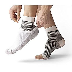 Treat My Feet Three Pairs of Plantar Fasciitis Socks Ankle Compression Sock Improves Blood Circulation, Achilles Heel Support - Alternative to Plantar Fasciitis Night Splints, 3-Pack, Medium