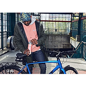 Stanley AeroLight Transit Bottle, Vacuum Insulated Tumbler for Coffee, Tea and Drinks with Ultra-Light Stainless Steel