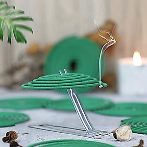 LA BELLEFÉE Citronella Coils Outdoor, Citronella Incense, Made with Citronella, Lemongrass, Set of 48 Coils for Camping Trips, Backyards BBQs, Picnic or Indoor Activities