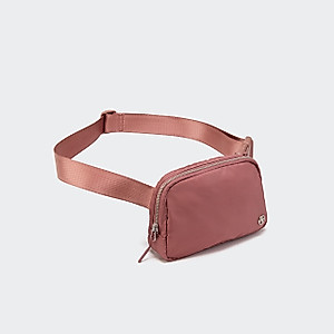 Pander Unisex Belt Bag Fanny Pack for Women with Adjustable Strap, Small Waist Pouch for Workout Running Traveling Hiking (Dune).