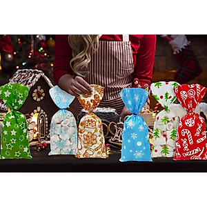 MISS FANTASY 160 Pack Christmas Cellophane Goody Bags with Twist Ties for Holiday Favors Treats Kids Xmas Treat 10.8'' x 4.9'' Small Bulk Plastic Treats Bag Christmas Cellophane Treat Bags