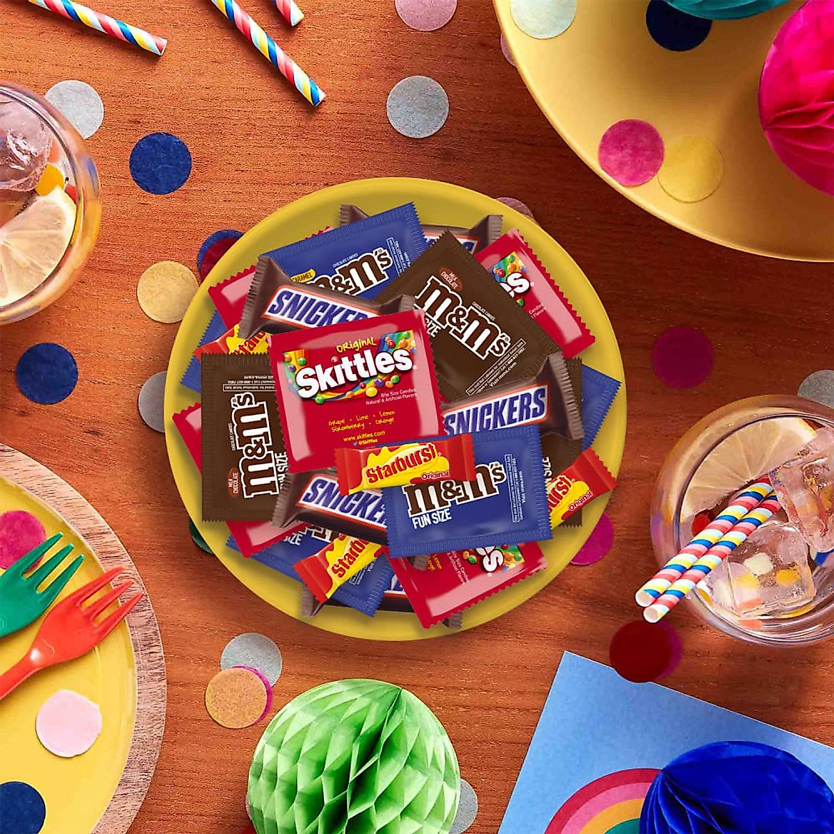 M&M'S Milk Chocolate, M&M'S Caramel, SNICKERS, SKITTLES & STARBURST Individually Wrapped Bulk Variety Pack Candy Assortment, 45.69 oz, 90 Pieces Bag