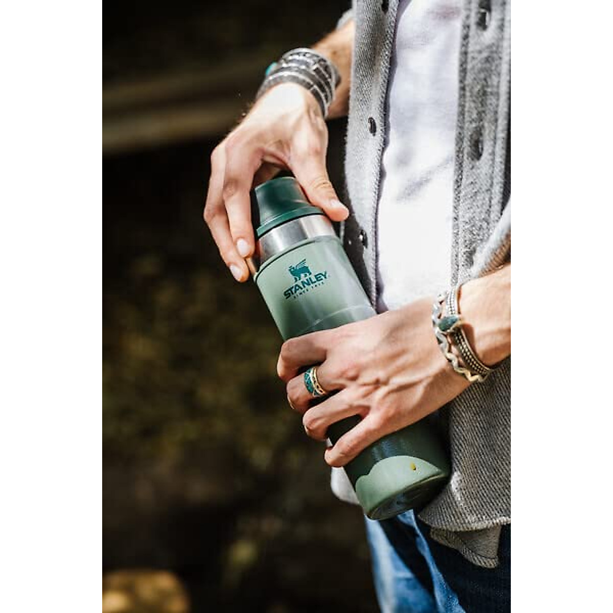 Stanley Classic Trigger Action Travel Mug 20 oz –Leak Proof + Packable Hot & Cold Thermos – Double Wall Vacuum Insulated Tumbler for Coffee, Tea & Drinks – BPA Free Stainless-Steel Travel Cup