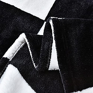 Vessia Large Flannel Fleece Plush Blanket Throw Size(50"x70") - Black and White Checker Lightweight Blanket - 300GSM Soft Cozy Comfy Microfiber Checkboard Blanket for Sofa,Couch,Bed,Chair