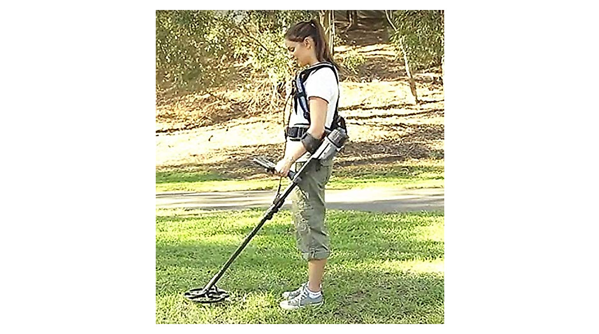 Metal Detector Harness - Comfortable & Adjustable Support Sling