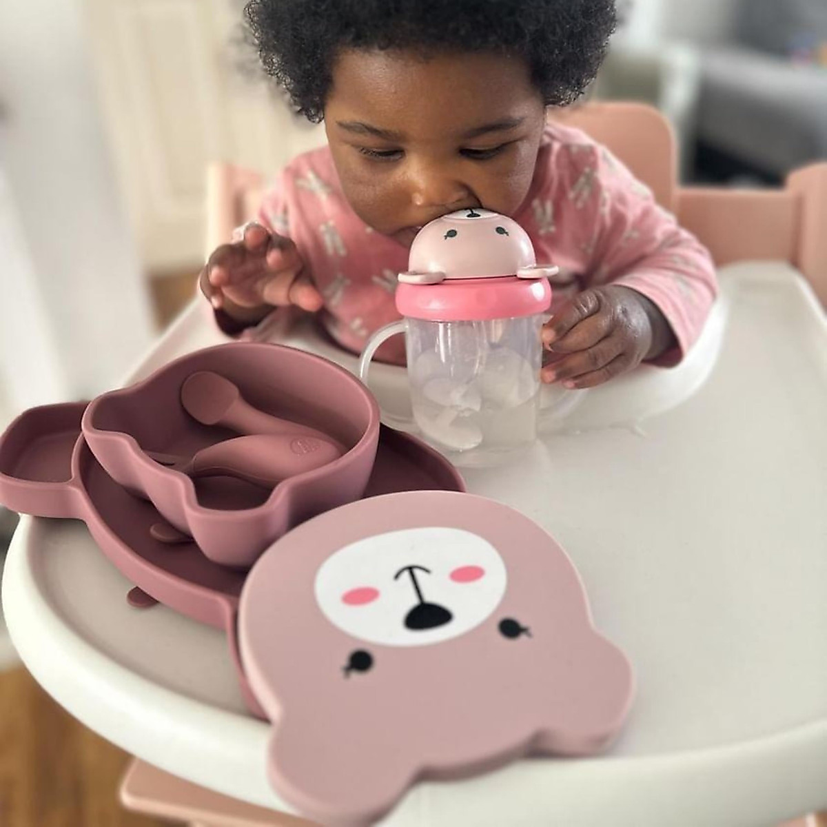 TUM TUM Suction Bowl for Baby, Toddler Bowl with Lid & Spoon, for Babies & Toddlers 6 Months+, BPA Free Silicone Baby Feeding Set, Microwave/Dishwasher/Freezer Safe, Betsy Bear, Pink