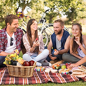 Dicunoy Wicker Empty Gift Basket to Fill, Small Woven Gift Basket with Handle for Gifts, Goodies, Coffee Gifts Package