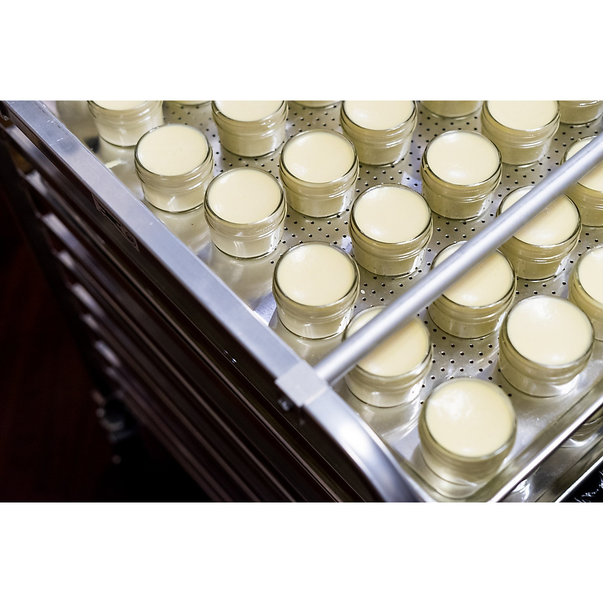 ace high Unscented Hair Clay, Strong Hold, Satin to Matte Finish, Adds Texture and Thickness, 4oz