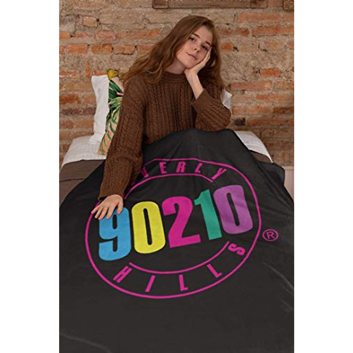 INTIMO Beverly Hills 90210 Logo Super Soft and Cuddly Plush Fleece Throw Blanket 50" x 60" (127cm x152cm)