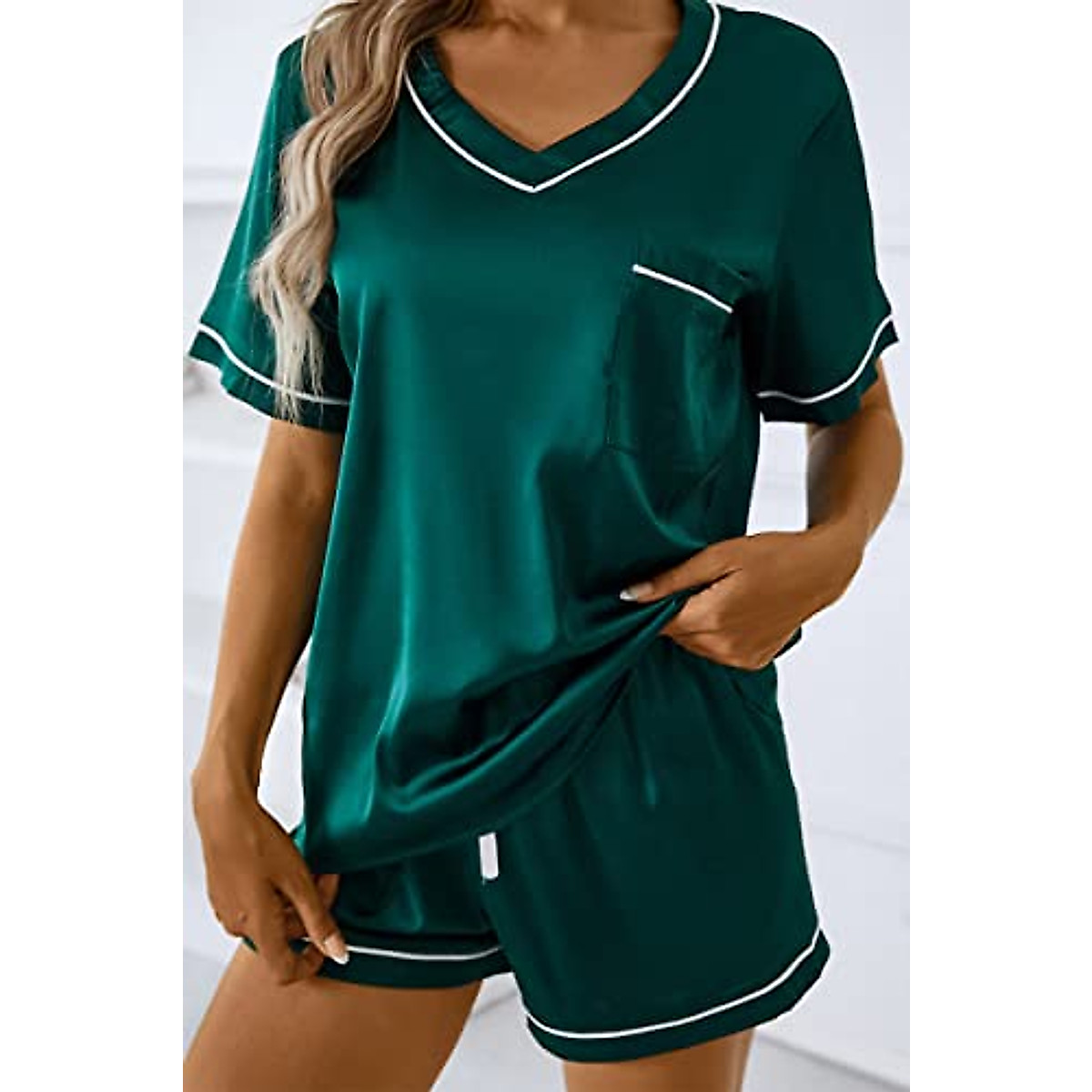 CHYRII Women Silk Pajamas Sets Soft Satin Two Piece Pj Sets Short Sleeve and Shorts Loungwear Sets Sleepwear Green M
