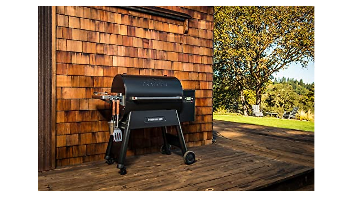 Traeger Ironwood 885 Wood Pellet Grill with WiFIRE & Smart Tech