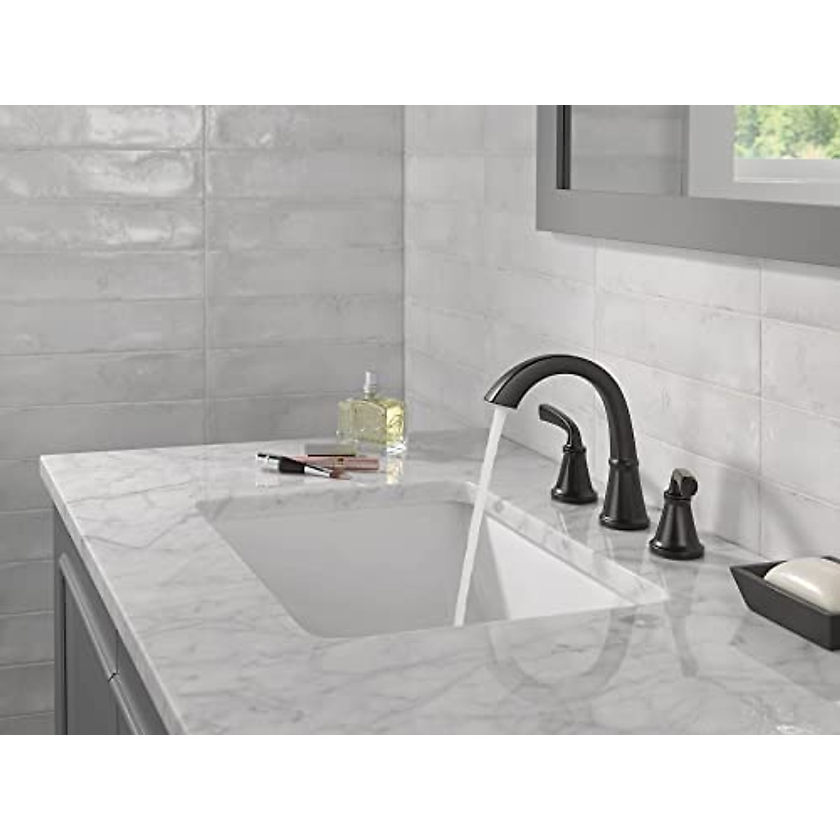 Delta Faucet Geist Widespread Bathroom Faucet 3 Hole, Matte Black Bathroom Faucet, Bathroom Sink Faucet, Bathroom Faucets for Sink 3 Hole, Drain Assembly Included, Matte Black 35864LF-BL