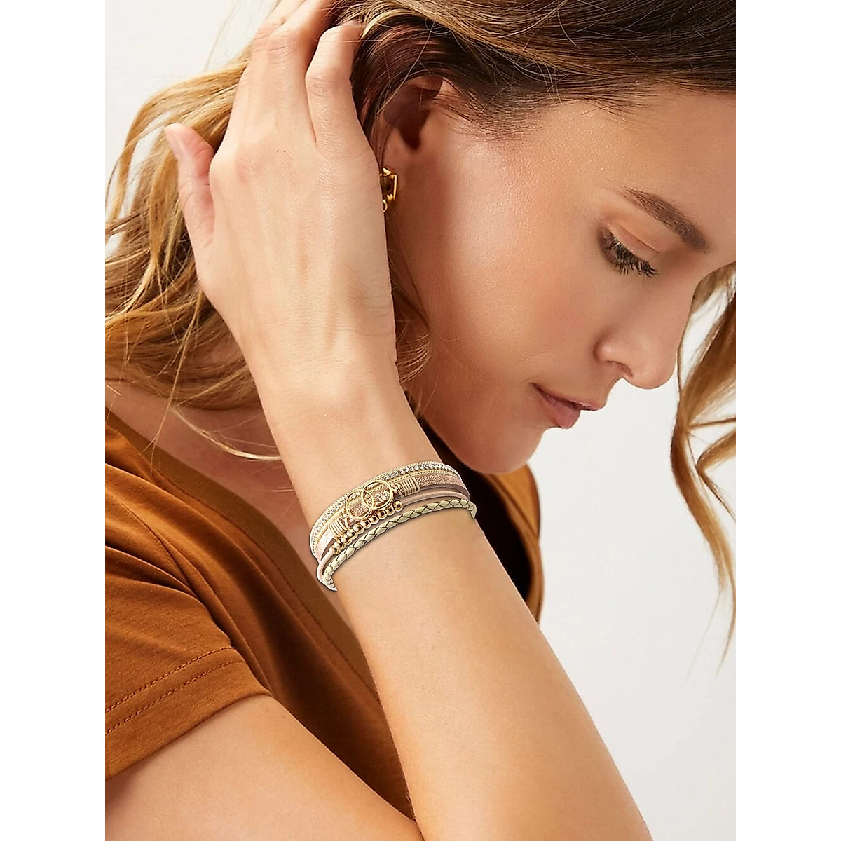 Long tiantian Boho Leather Wrap Bracelet for Women Infinity Beaded Bracelets with Clasp Stackable Leather Cuff Bangle Bracelet(gold)