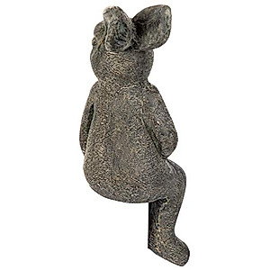 Design Toscano Residing Rabbit Sitting Bunny Statue