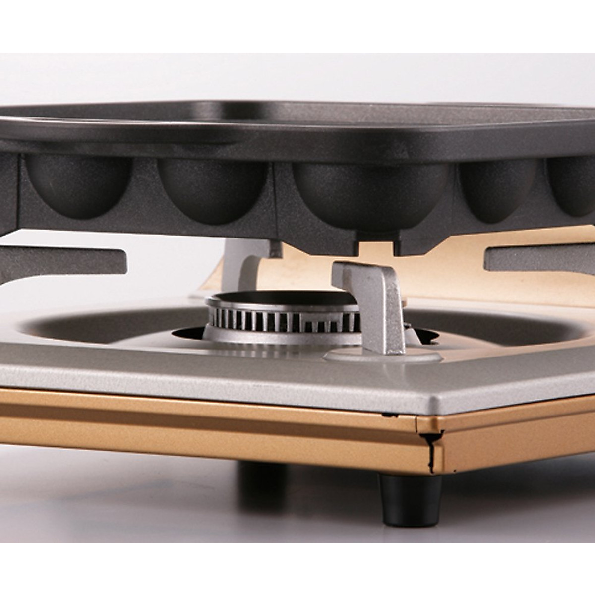 Iwatani Takoyaki Grill Pan , Medium, Black