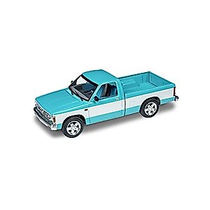 Revell 85-4503 Chevy S-10 Custom Pickup Model Car Kit 1:25 Scale 120-Piece Skill Level 4 Plastic Model Building Kit , Blue