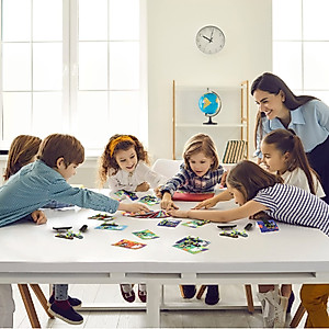 36 Pack Valentines Day Gift Cards with Fingerboards Finger Skateboards Valentine's Greeting Cards Valentines Finger Boards Set for Teens Valentines Classroom Exchange Prize Party Favor Supplies