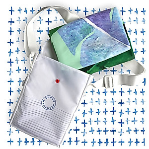 Super Maneuver Microfiber Beach Towel & Bag. Lightweight, Compact & Quick-Dry. For Travel, the Beach, Pool, Gym, Yoga & Camping. Extra Large (71x35.5), Tropical Leaves