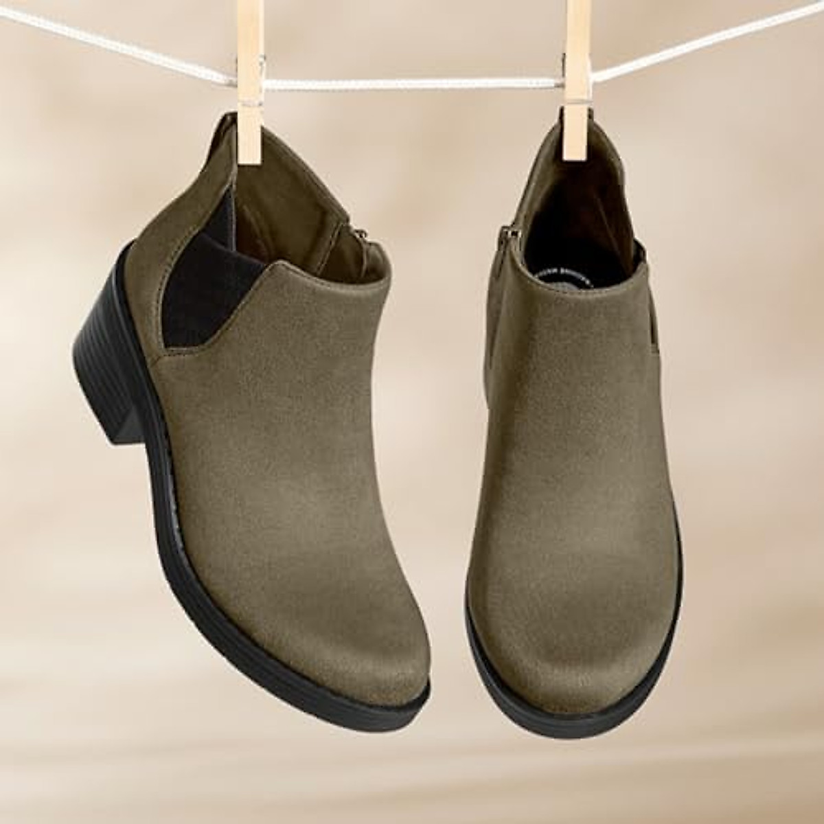 BZees Womens Ontario Comfort Fashion Ankle Boots Green 7 M