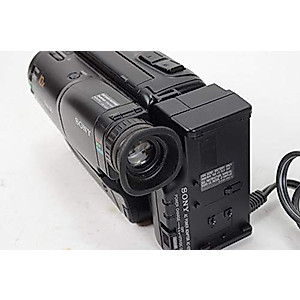 Sony CCD-TR70 8mm video8 NTSC Camcorder