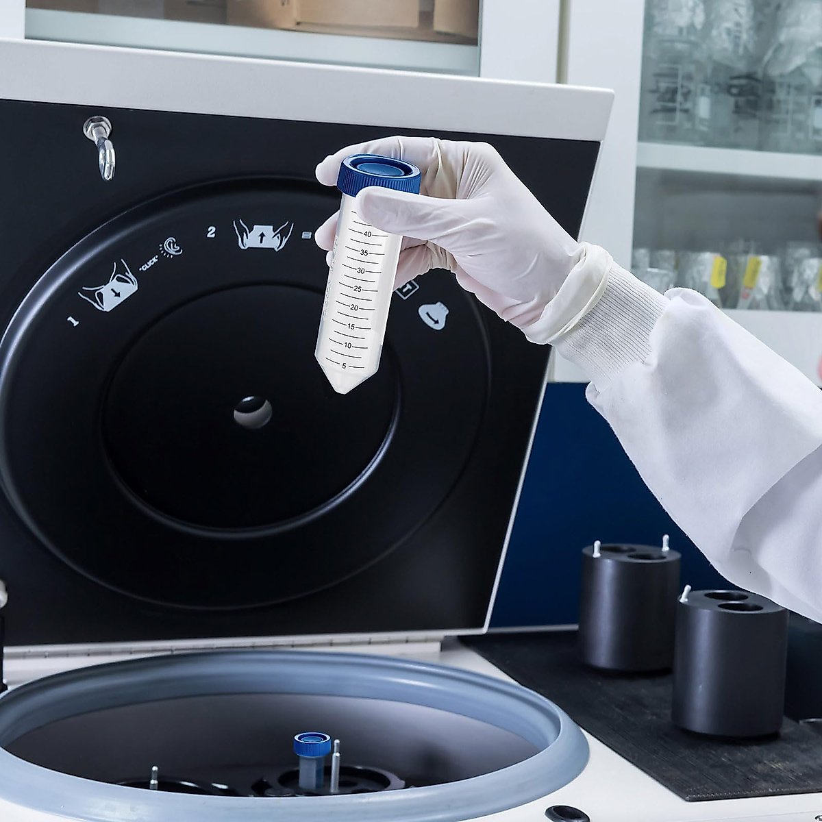 Biologix 50ml Conical Centrifuge Tubes, 25Pcs Sterile Polypropylene Test Tubes with Plug-Seal Screw Caps, Plastic Container with Graduated & Write Area, Rack Package, Non-Pyrogenic, DNase/RNase Free