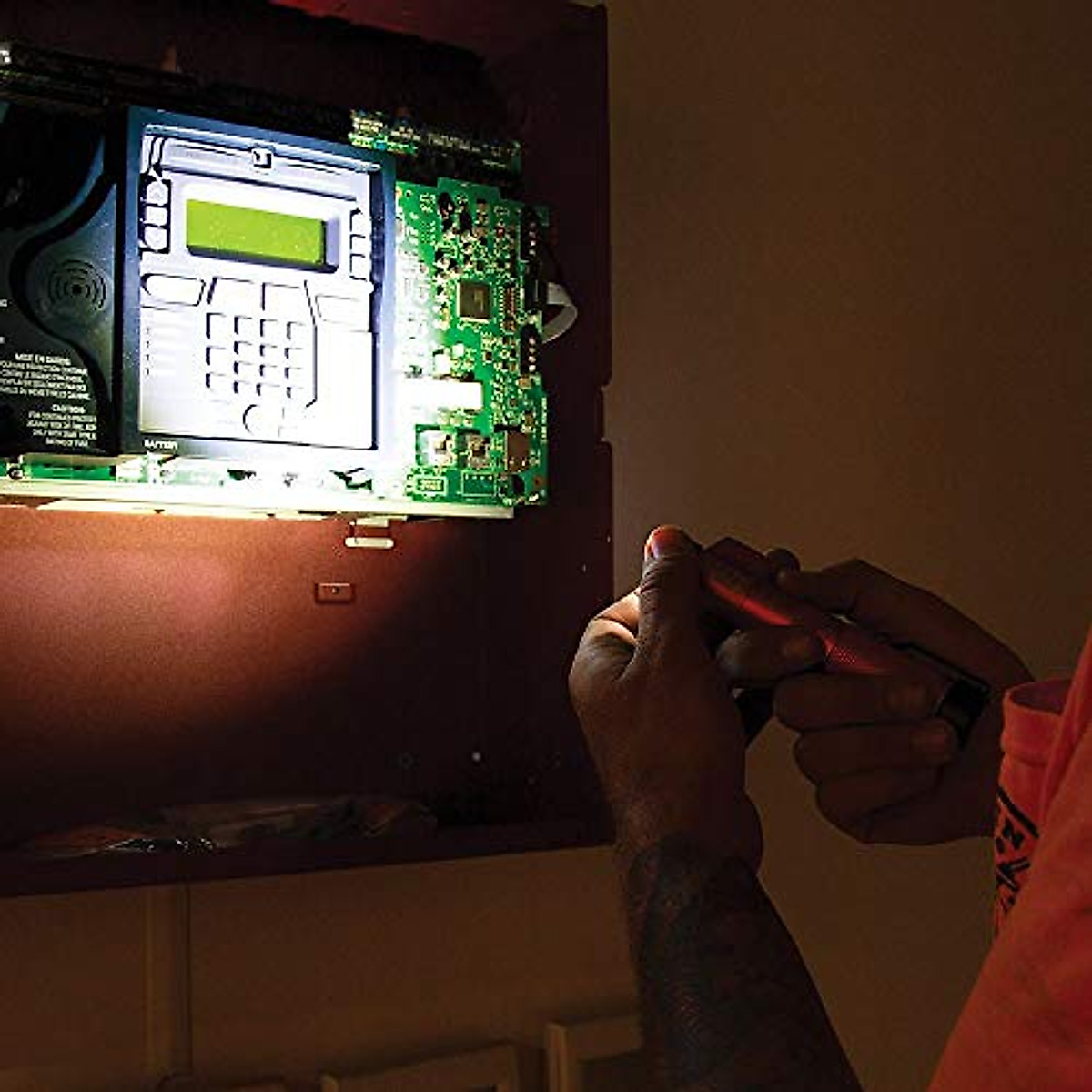 Klein Tools 56040 LED Rechargeable Flashlight, 350 Lumens, Twist Focus, Laser Pointer, Hands-Free, USB Charging Cable, for Work and Outdoor