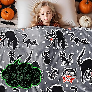 Halloween Blanket Soft Fleece Black Cat Throw Blanket Glow in The Dark Blanket Toys Decor for Kids Boys Girls Teens Birthday