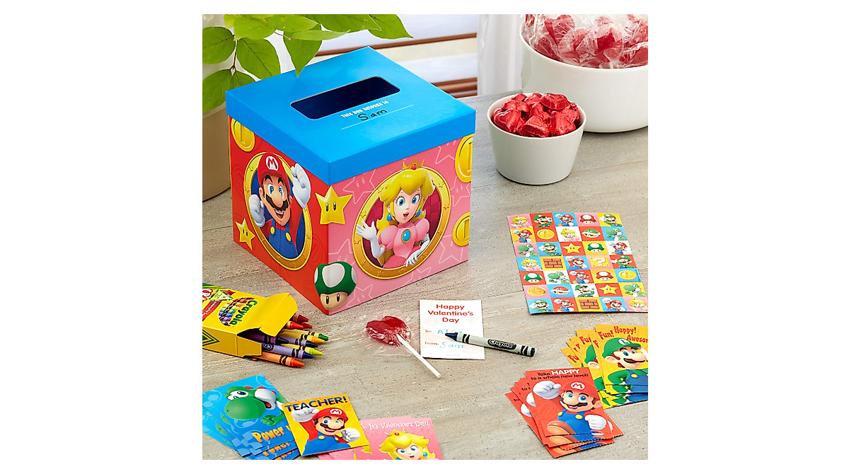 Hallmark Super Mario Bros Valentine's Day Cards Kit for Kids