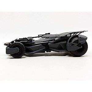 Jada Metal Justice League Batmobile, Pack of 1, Black/Grey