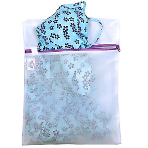 Delicates Laundry Bags 2-Pack - WashGuard Premium Zippered Mesh Wash Bags for Lingerie, Bras, Underwear - Machine Wash Safe - Travel & Storage - Durable Protection - Set Includes 1 Medium & 1 Large