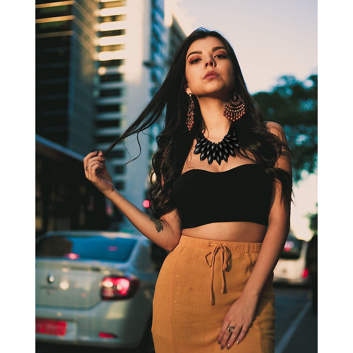 Bib Necklace for Women,Gold and Black Chunky Layered Choker Necklace,African Statement Fashion Collar Necklace Jewelry Gifts